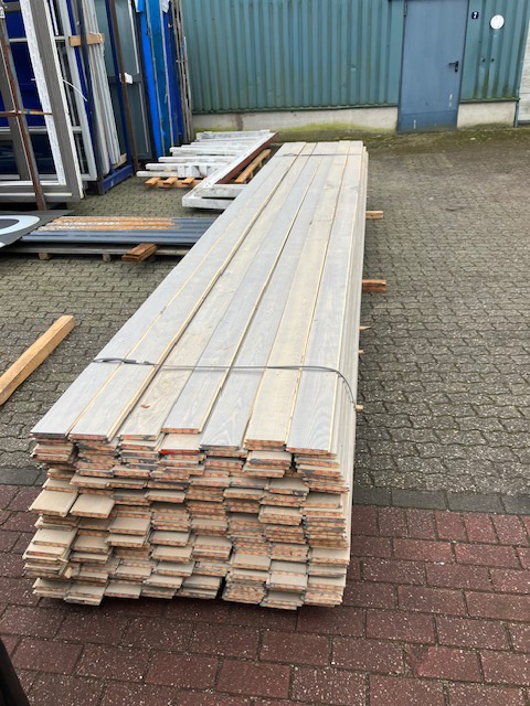 vuren schroten 1,8x 11cm grijs gebeitst overhangend veer groef ...